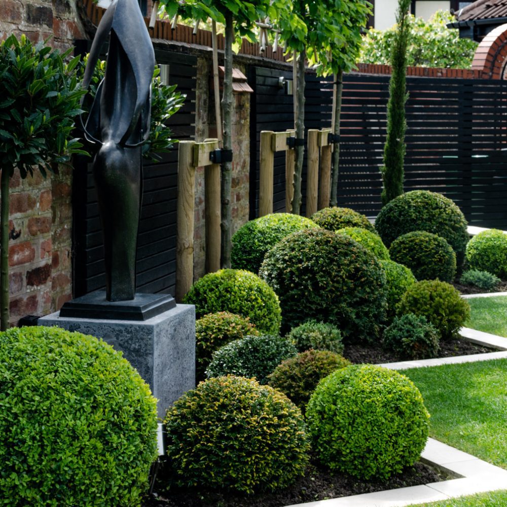 Appleton Thorne, Cheshire garden design - Robert Hughes Studio